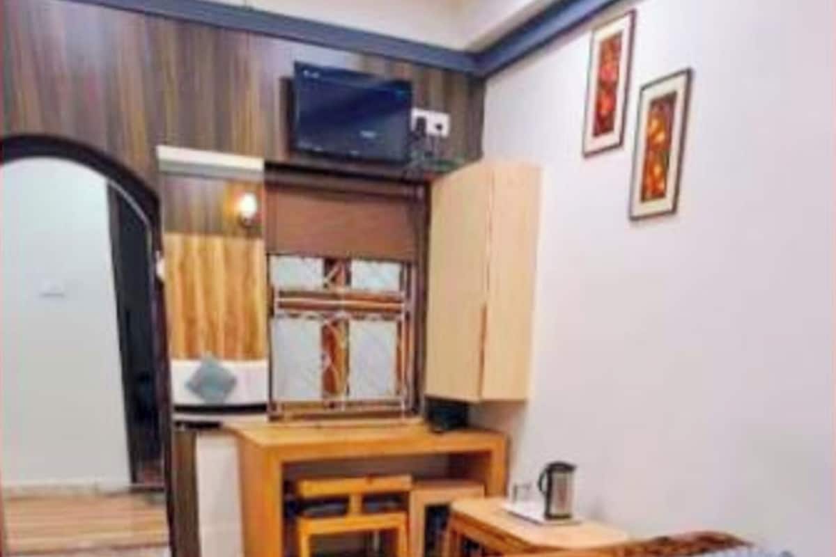 Quarto Triplo Deluxe | Roupa hipoalergénica, secretária, quartos insonorizados, Wi-fi grátis