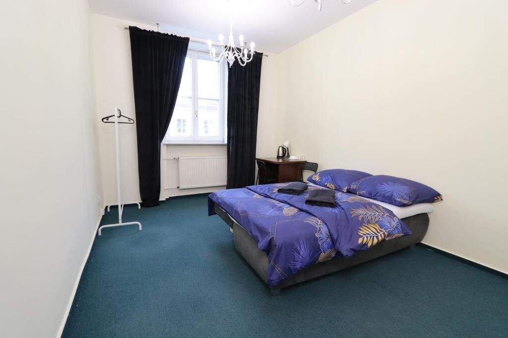 Quarto Clássico, 1 cama de casal | Secretária, ferro/tábua de engomar, Wi-fi grátis 