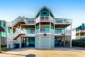 Ocean-view house with pool, hot tub, game room, balcony, deck, & beach ...