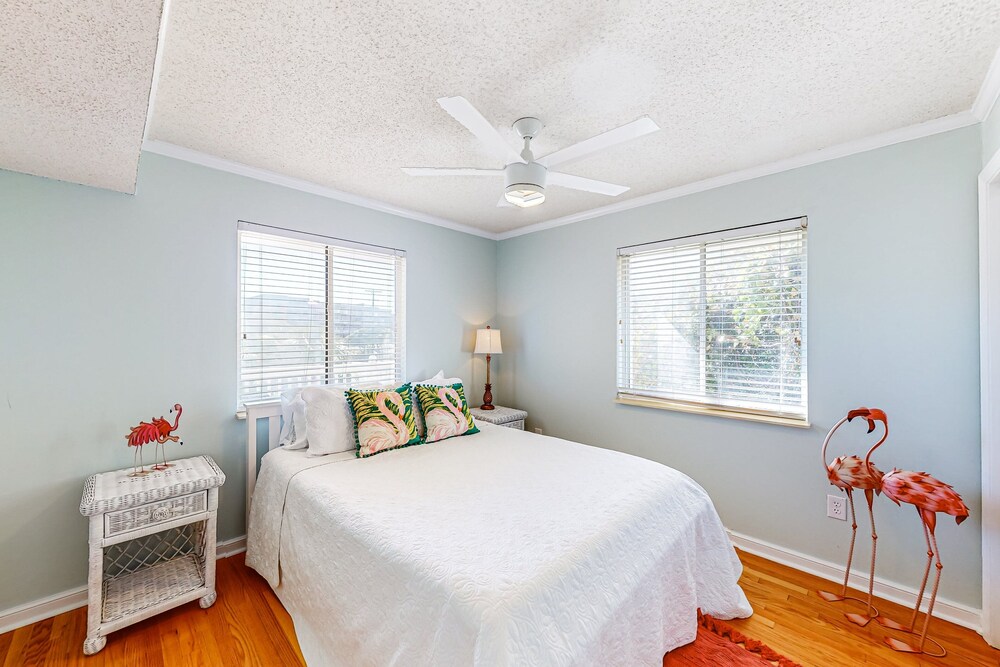 Water view home with nautical theme, open layout, central air, W/D, and ...