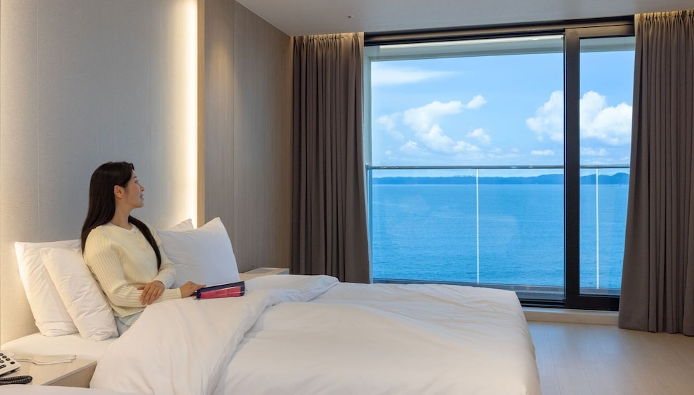 Hound Hotel Pohang Yeongildae - Pohang