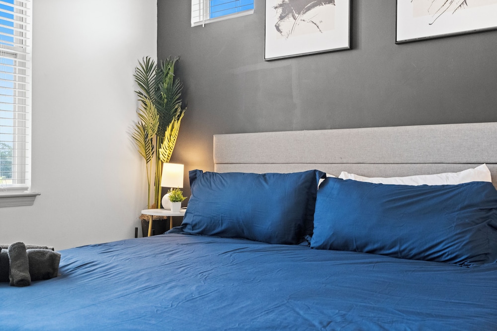 Upscale King 2br Suite Mins To Charlotte - Steele Creek - Charlotte