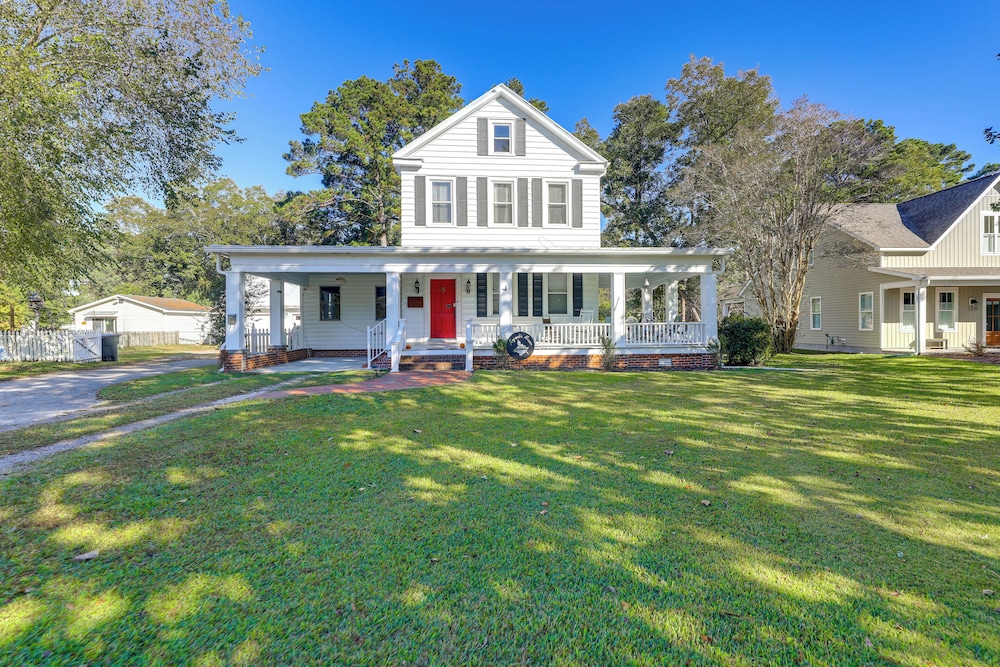 1 Mi To Historic District! Family Home In New Bern - New Bern, NC