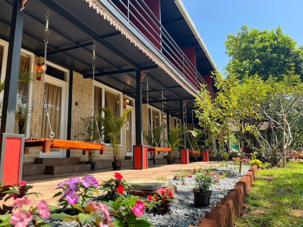 Finland Cottages And Suites - Coonoor