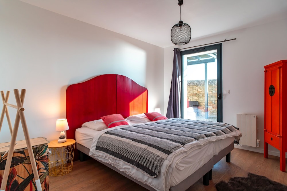 Arsav - Vue mer - Four Bedroom House, Sleeps 8 - Port-Louis | Vrbo