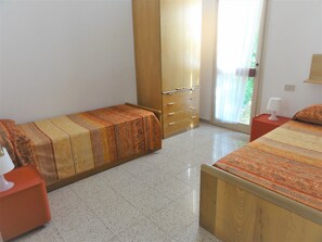 Vila, 3 quartos, varanda, vista para o jardim | 3 quartos