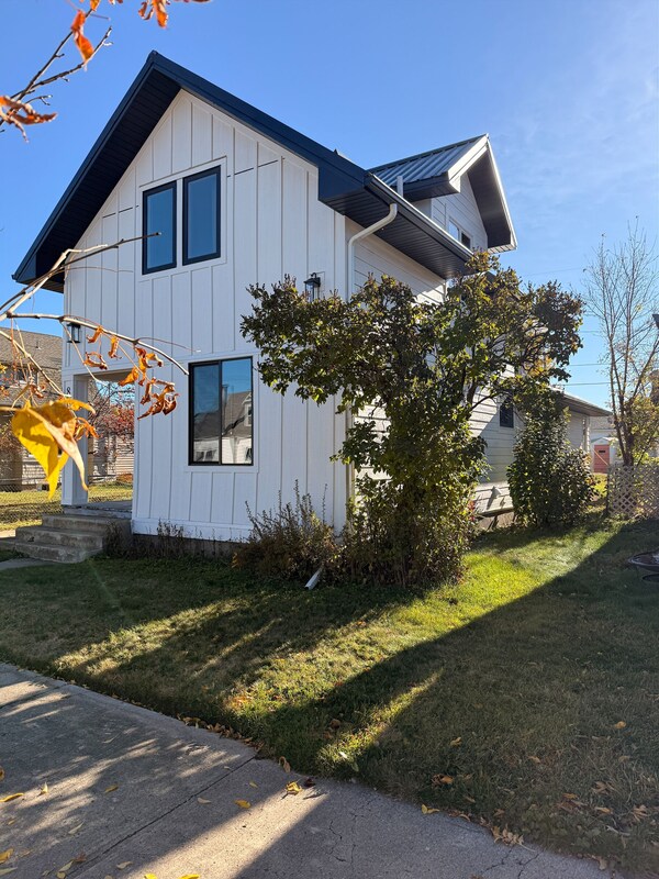 Spring Bed And Breakfast - Montana