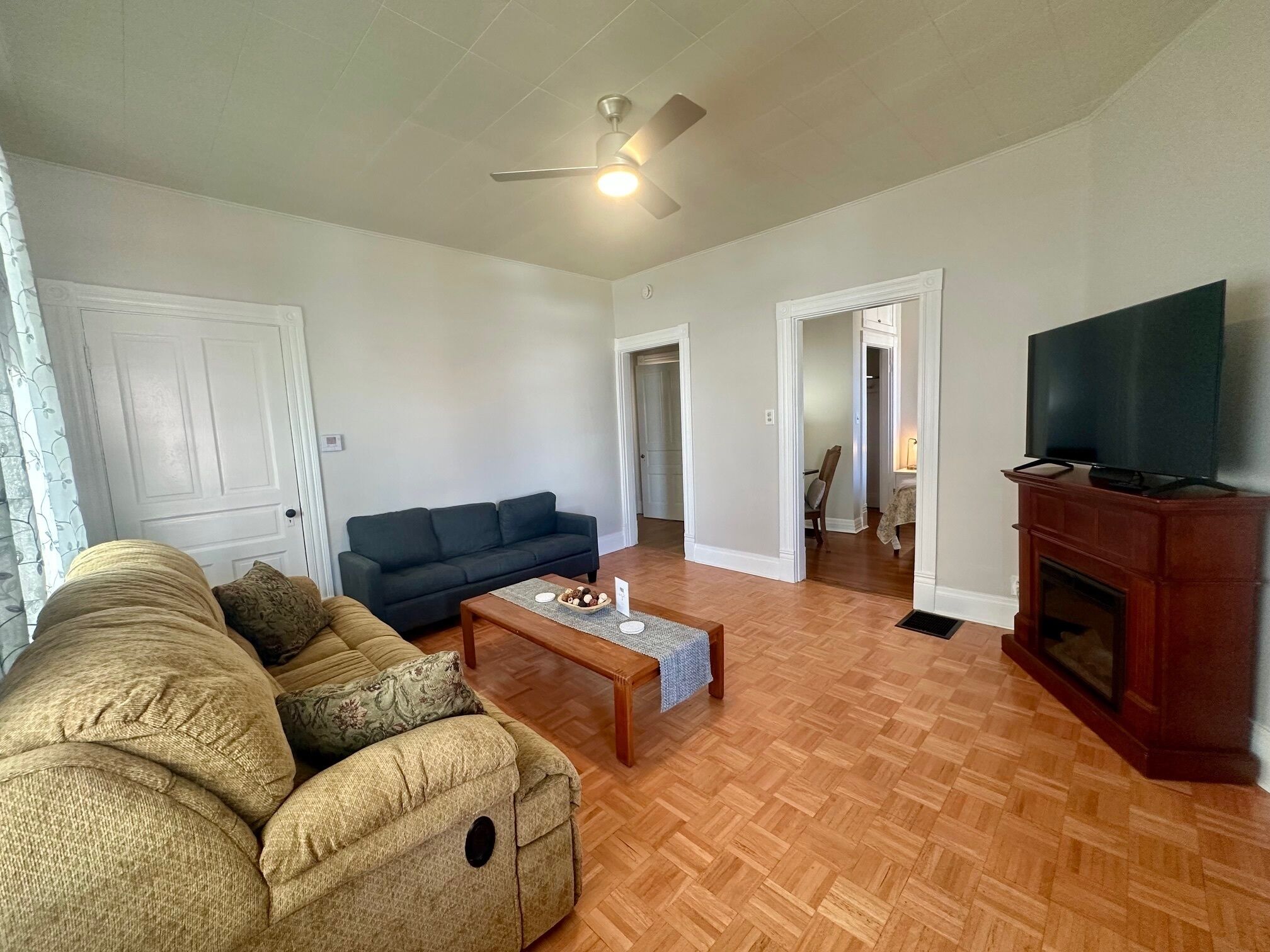 2-bedroom Pet Friendly House With Fenced Yard. Walkable Neighborhood. - Cincinnati, OH