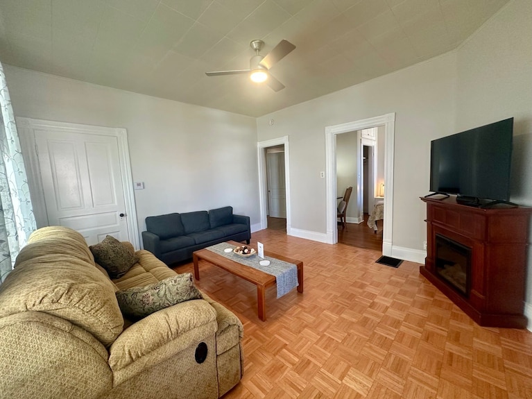 2-bedroom Pet Friendly House With Fenced Yard. Walkable Neighborhood. - Cincinnati, OH