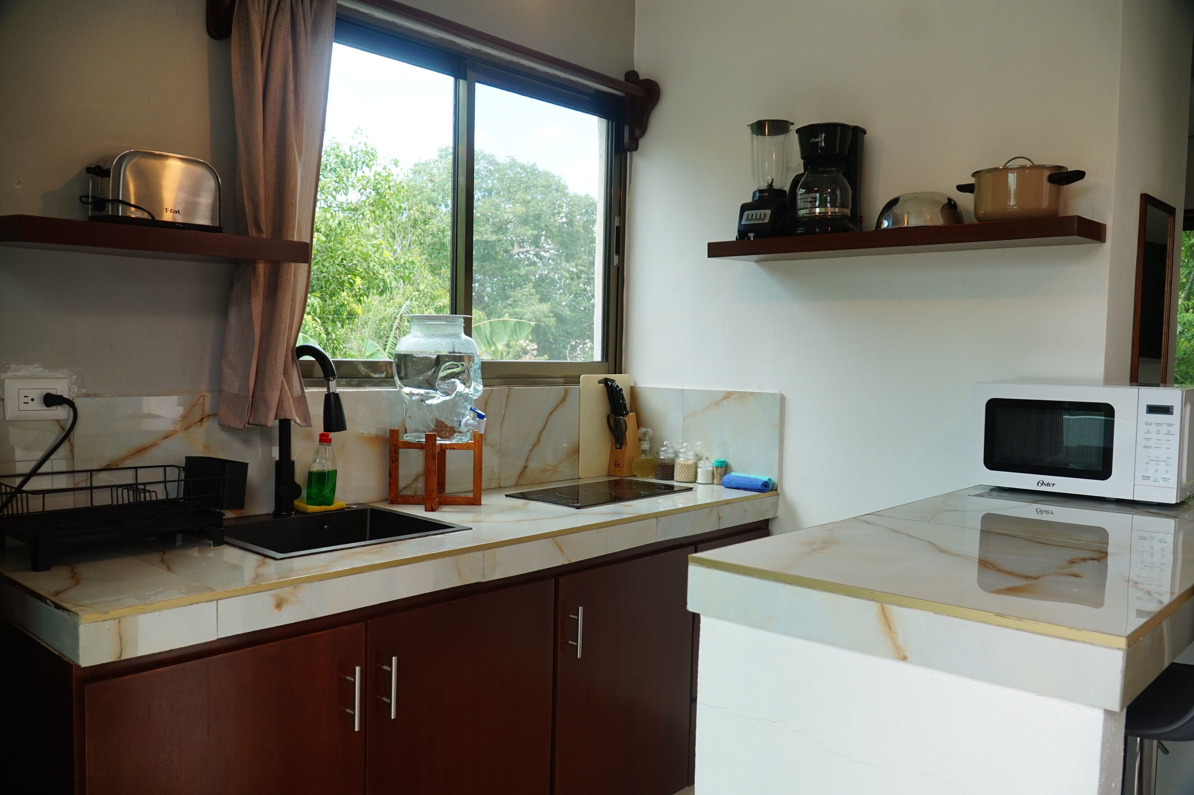 Apartamento Clássico, 1 cama de casal, varanda, vista para o jardim | Cozinha privada