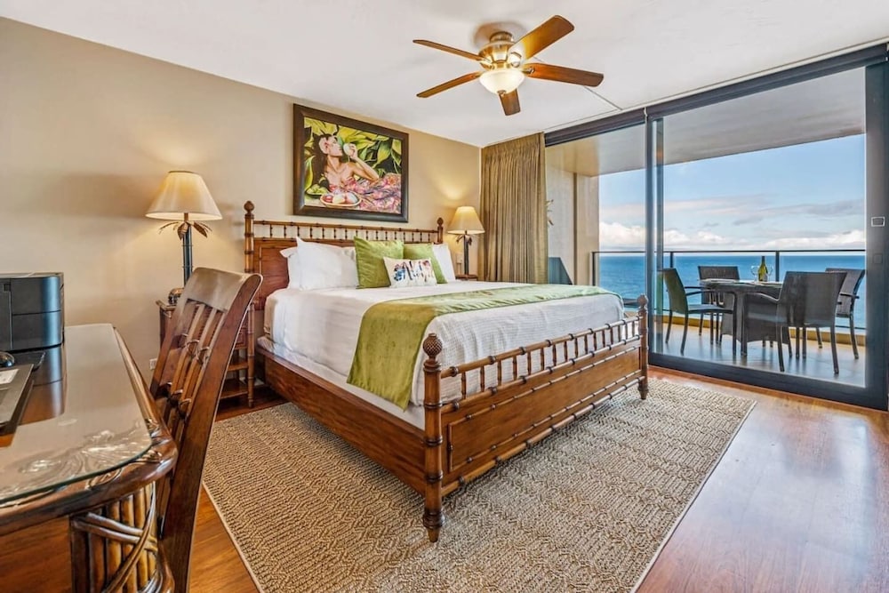 Stunning Kaanapali Oceanfront! - Kaanapali | Vrbo