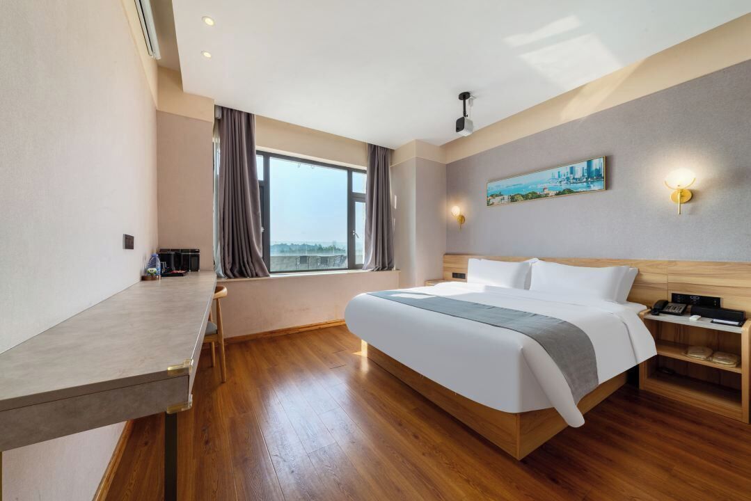 Quarto Duplo Panorâmico | Minibar grátis, secretária, Wi-fi grátis 