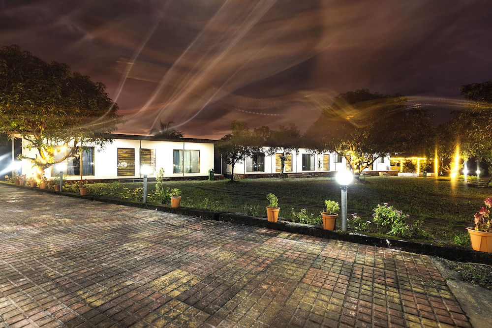 Arbor Resort - Maharashtra