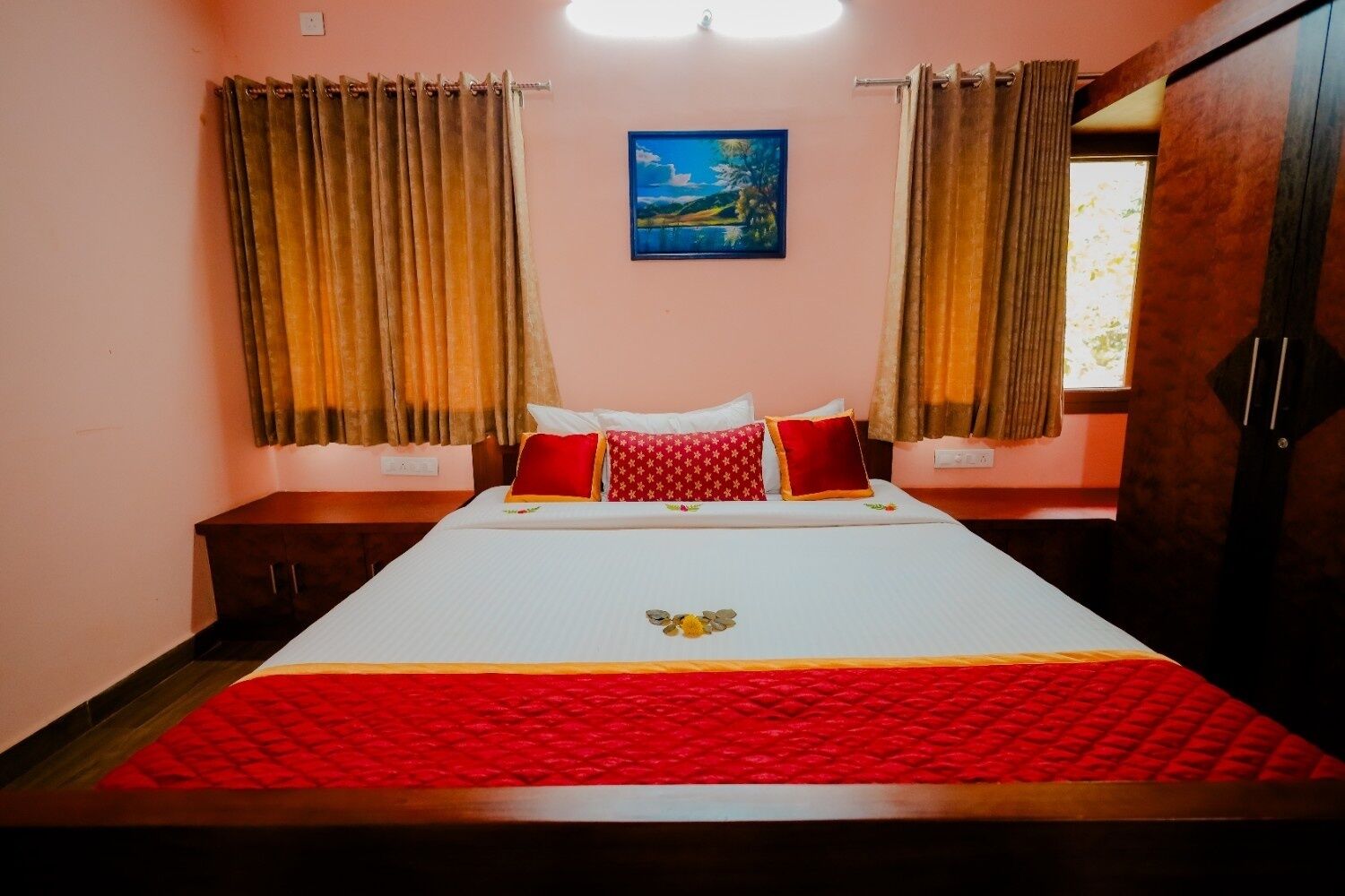 Quarto família | Escrivaninha, espaço de trabalho para notebook