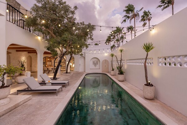 Casa Contenta Canggu - Canggu