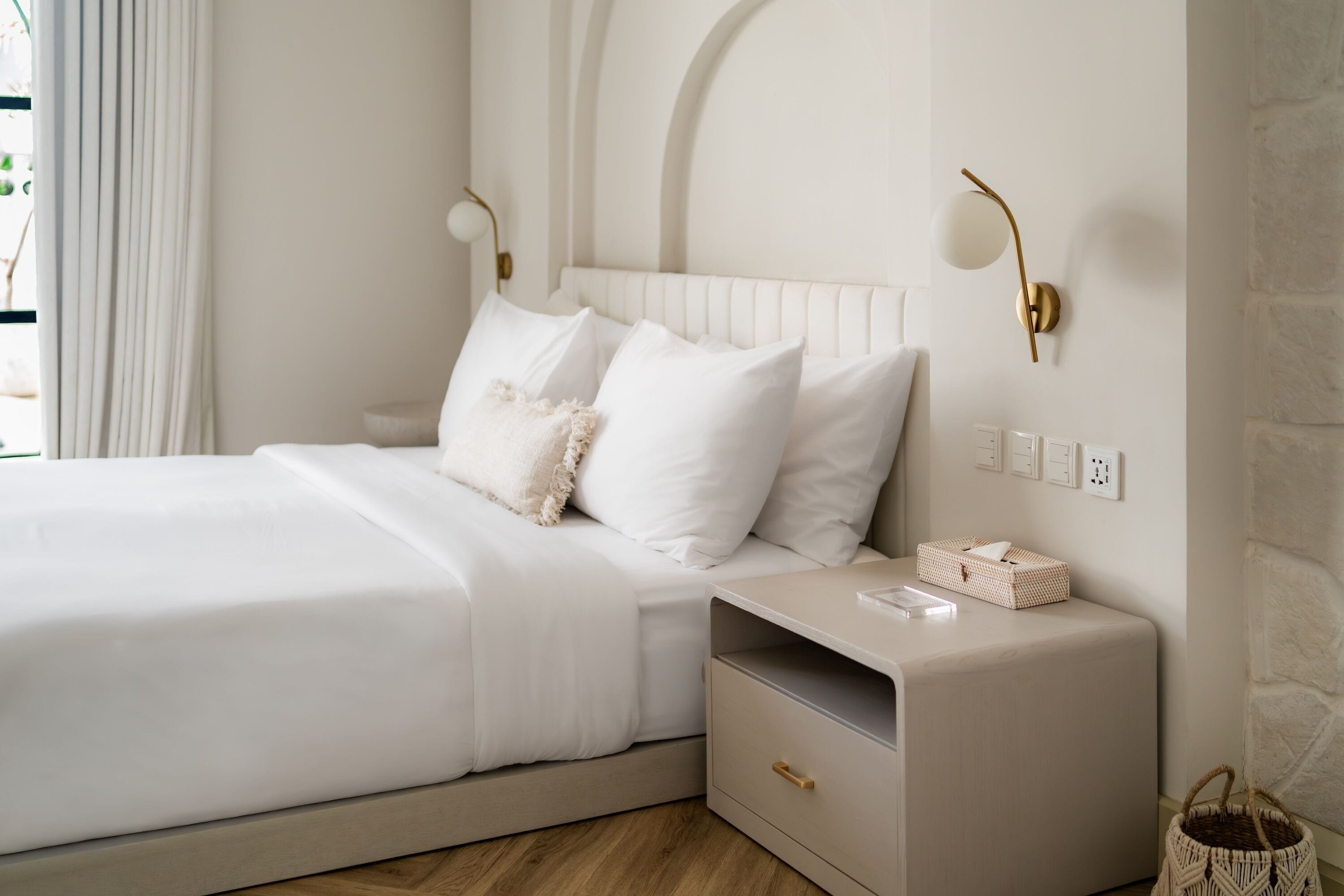Vila superluxo, 5 quartos, piscina particular | Roupas de cama premium, camas com colchões pillow-top, frigobar