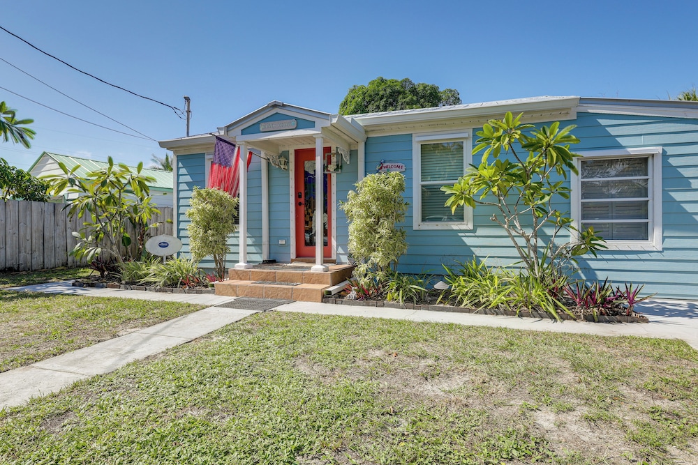 3 Mi To Jensen Beach: Pet-friendly Getaway W/ Yard - Stuart, FL