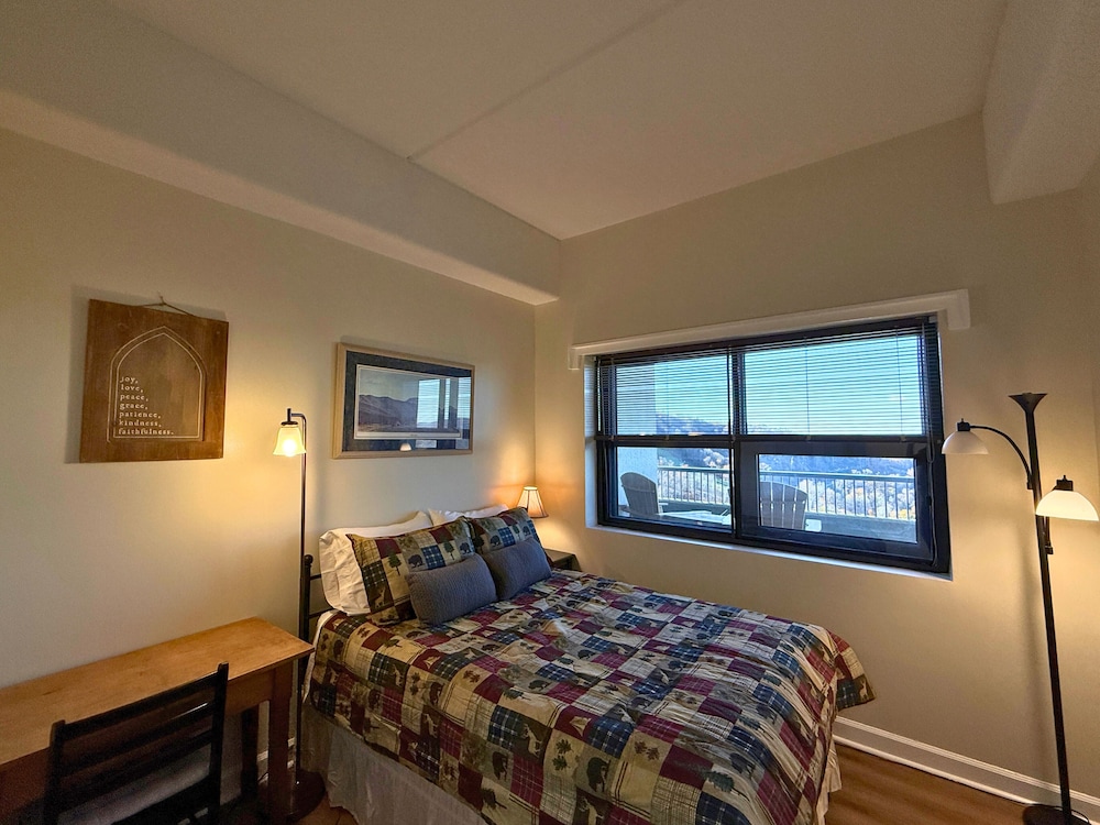 Beautiful 2-Bedroom Condo at Sugar Top - Sugar Mountain | Vrbo