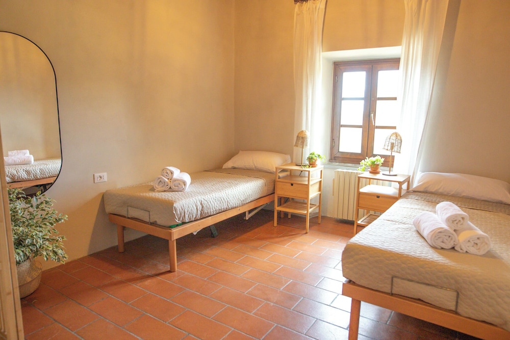 Tuscan private villa with pool - Civitella in Val di Chiana | Vrbo