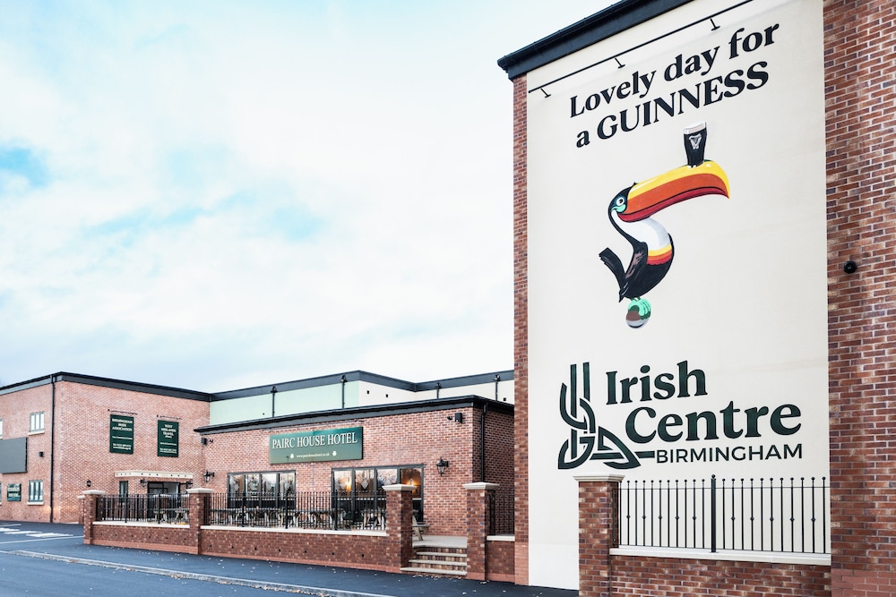Pairc House Hotel - Birmingham