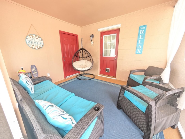 Vero Beach Retreat, Entire Home, Minutes From Beach! - Vero Beach, FL