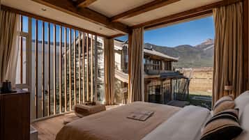 Quarto Duplo Superior, 1 cama queen-size, não fumadores, vista para a montanha | Wi-fi grátis