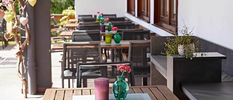 Café da manhã, almoço e jantar