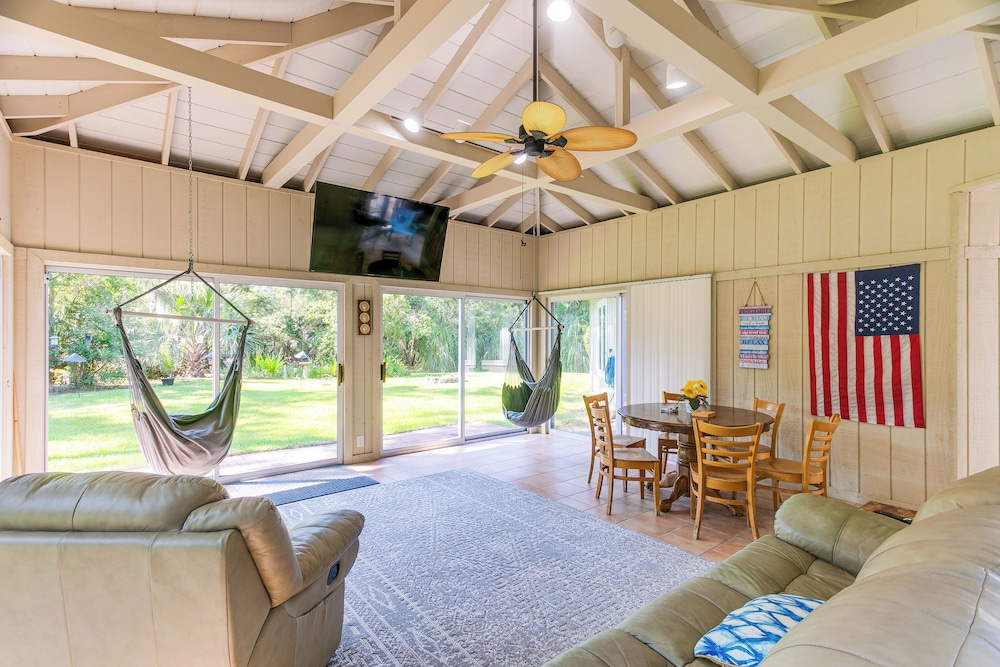 Near Beach! St Simons Island Gem In Golf Community - Brunswick, GA