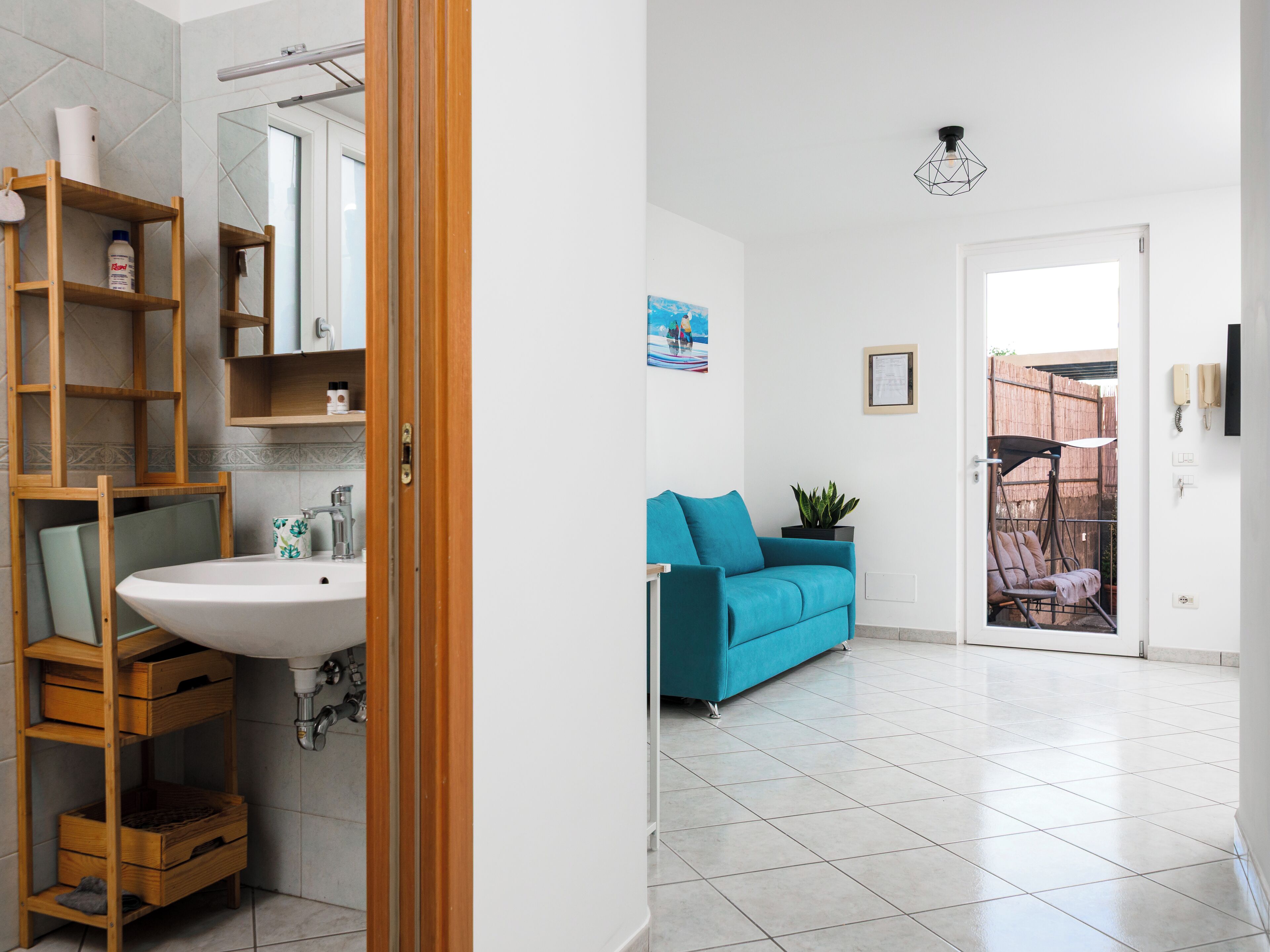 Casa urbano | Banheiro | Chuveiro, produtos de toalete grátis, secador de cabelo 