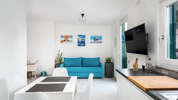 Casa urbano | Área de estar | TV de tela plana 40 polegadas com canais digitais