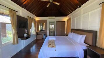 Cofre no quarto, secretária, Wi-fi grátis