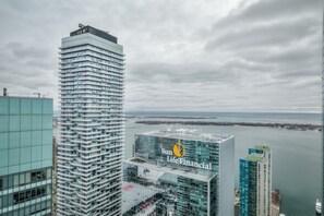 Suite Empresarial, não fumadores, vista para o lago | Vista para o lago