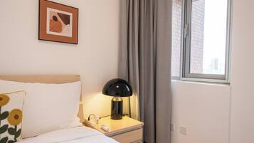 Apartamento Superior, 2 quartos, Vista para a cidade | Cortinas/cortinados opacos, ferro/tábua de engomar, Wi-fi grátis