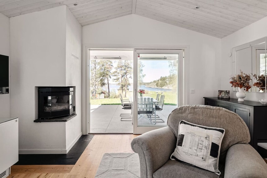 Seaside Serenity, Modern Family Retreat - Gustavsberg