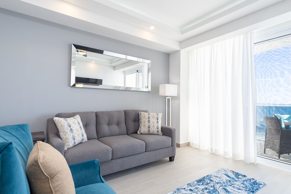 Splash In The New Lazy River And Sleep In Luxury Encantame Towers Velero 303 - Sonora