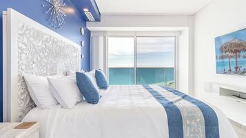 Apartamento em Condomínio Fechado, várias camas, varanda (Encantame Towers Viento 801) | 3 quartos, com decoração personalizada, com mobília individualizada