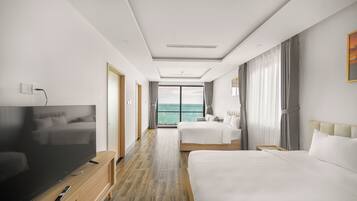 Cortinas blackout, ferros/tábuas de passar roupa, Wi-Fi de cortesia