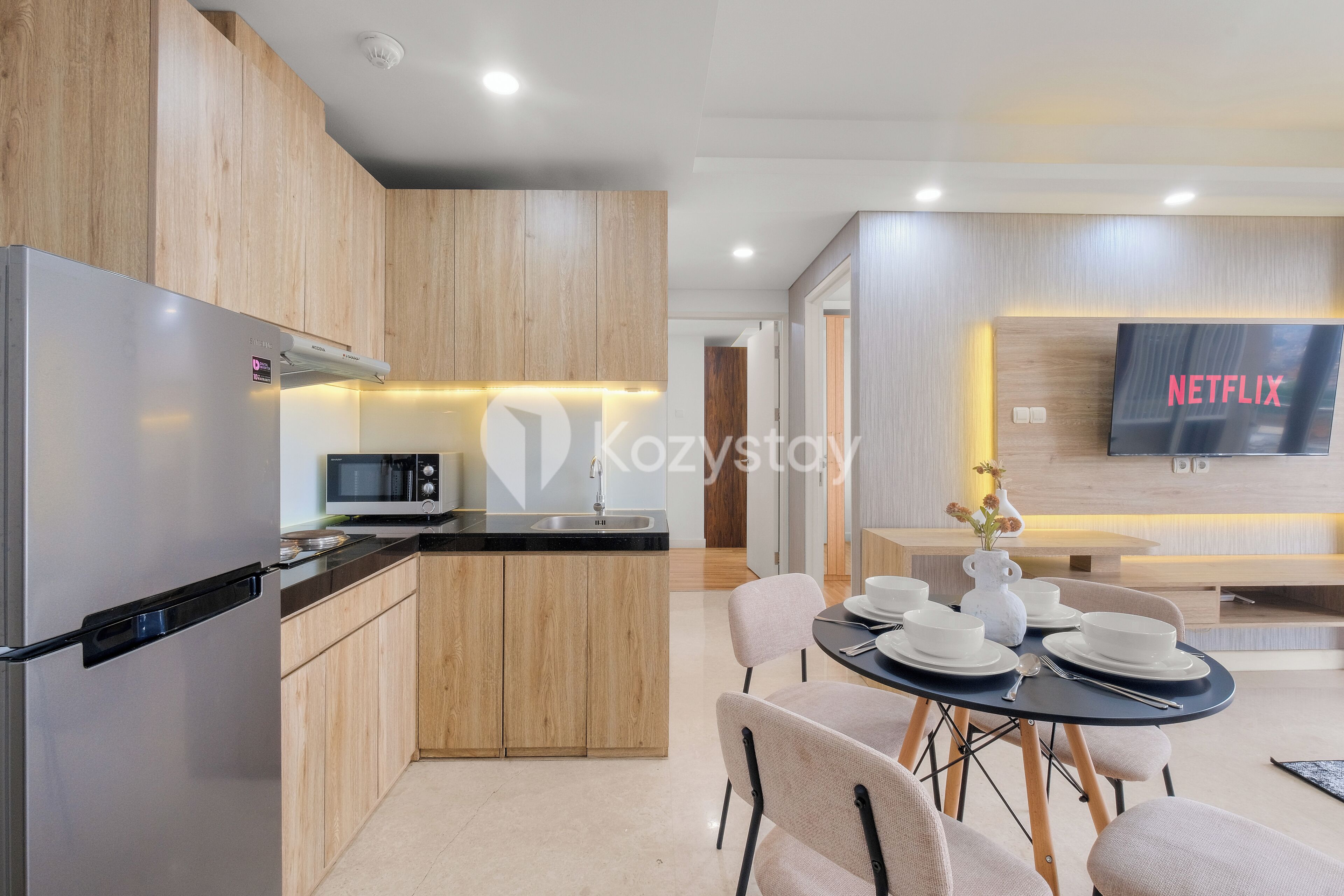 Apartamento, 3 quartos, Vista para a cidade | Cozinha privada | Um frigorífico/congelador grande, um micro-ondas, uma placa de cozinha 