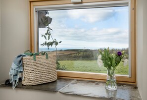 Toad Hall is a spacious cottage in North Cornwall full of character ...