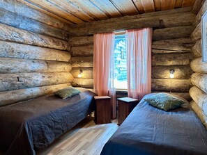 Vila superior, 5 quartos, ao lado da pista de esqui | Ferros/tábuas de passar roupa, Wi-Fi de cortesia, roupa de cama