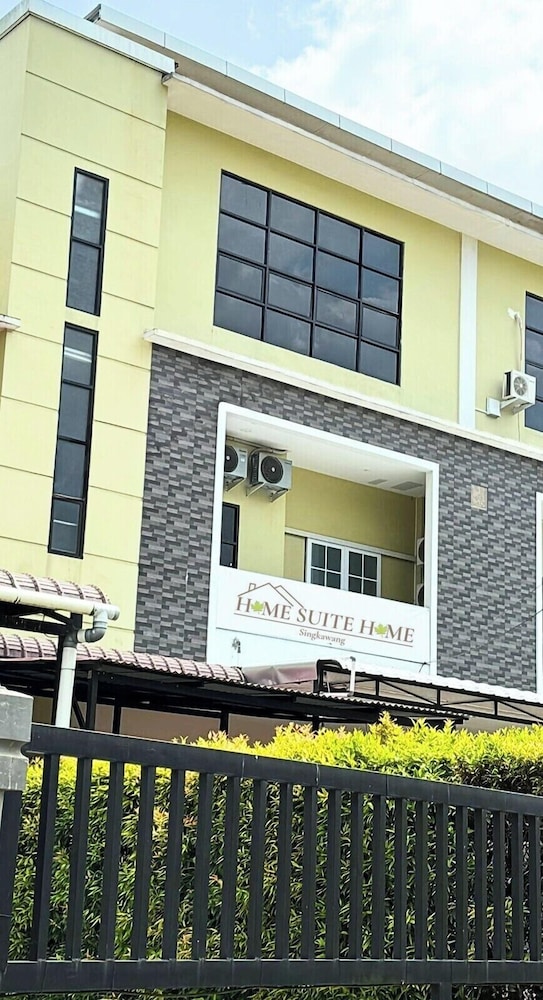Home Suite Home Singkawang - Singkawang