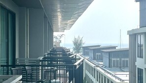 Apartamento, vários quartos, acessível, varanda | Terrenos do alojamento