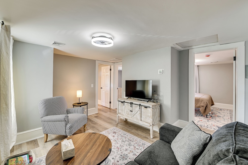 2 Mi To Uptown: Centrally Located Kingston Apt! - Kingston, NY