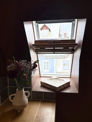 Suíte superluxo | Cofres nos quartos, escrivaninha, quartos à prova de som