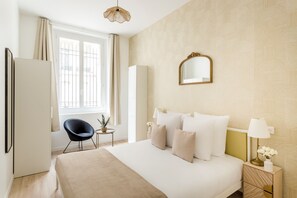 Apartamento | Roupas de cama antialérgicas, camas com colchões pillow-top