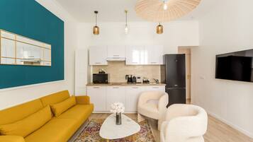 Apartamento | Sala de estar | Smart TV, Netflix, serviços de streaming, escritórios