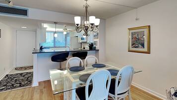 Apartamento em Condomínio Fechado (2 Bedrooms) | Comodidade do alojamento