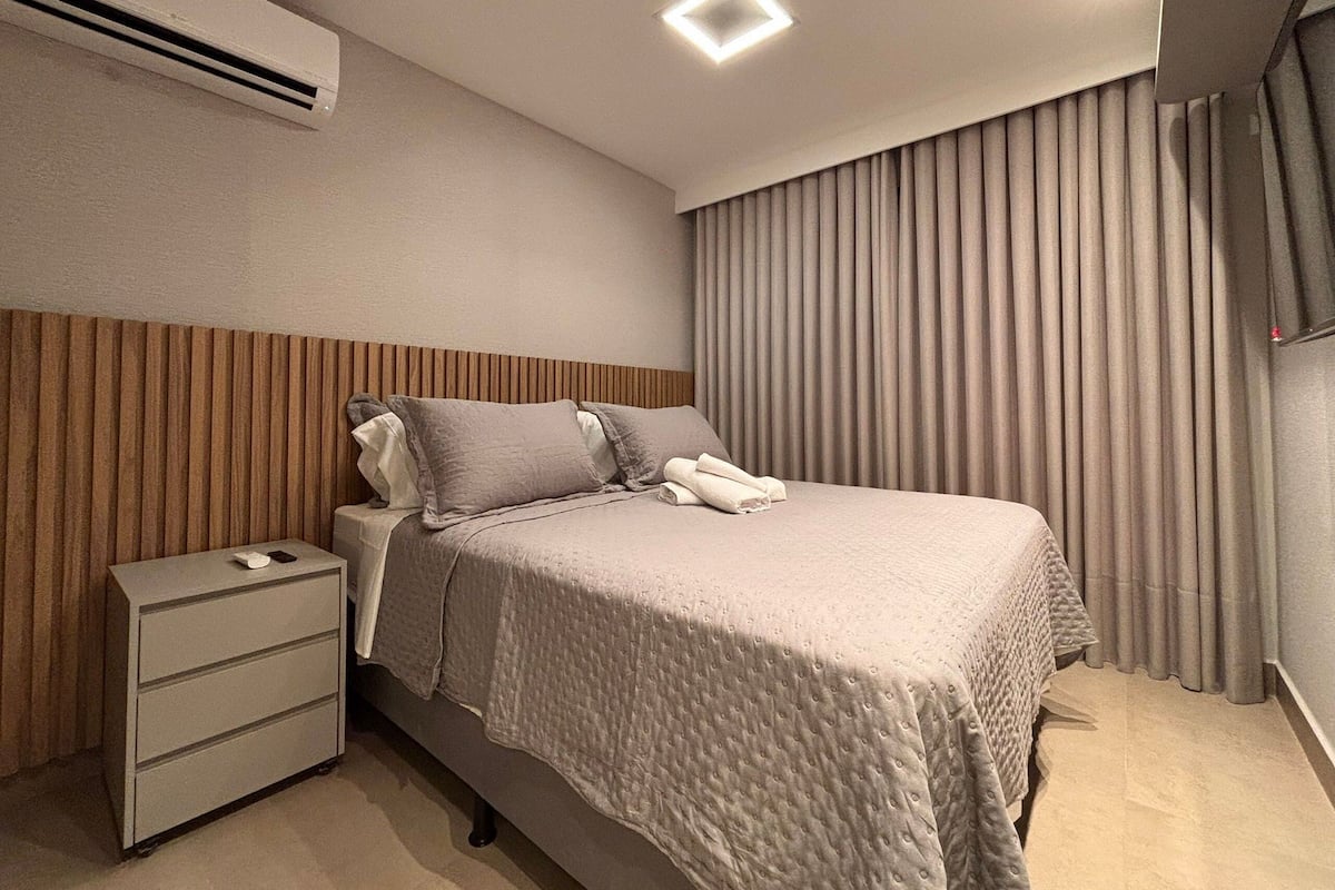 Apartamento família | Individualmente decorados, individualmente mobiliados, escrivaninha