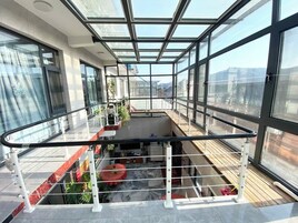 Quarto conforto, vista para o pátio | Vista do quarto