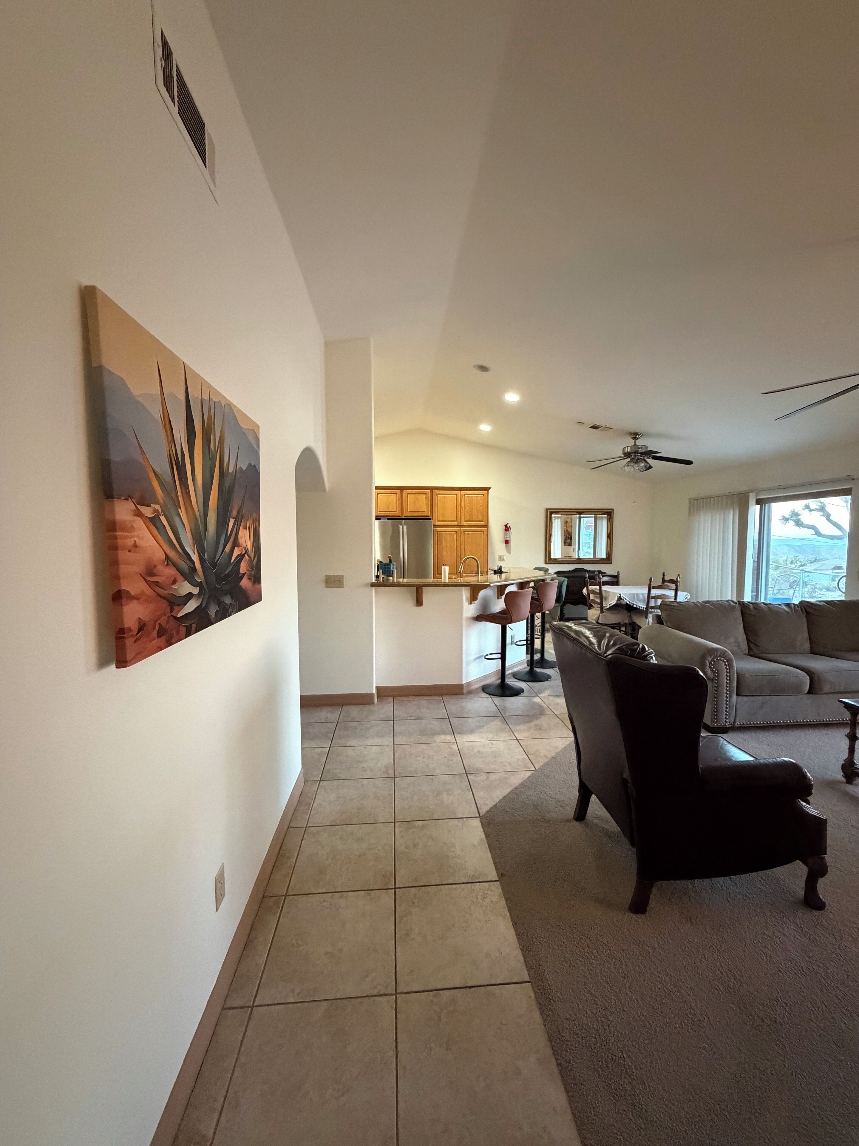 Terrific 3-bedroom House Within 5 Minutes Of Joshua Tree - Joshua Tree National Park, California